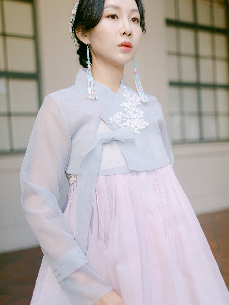 Tops and Jackets – LEEHWA WEDDING & HANBOK